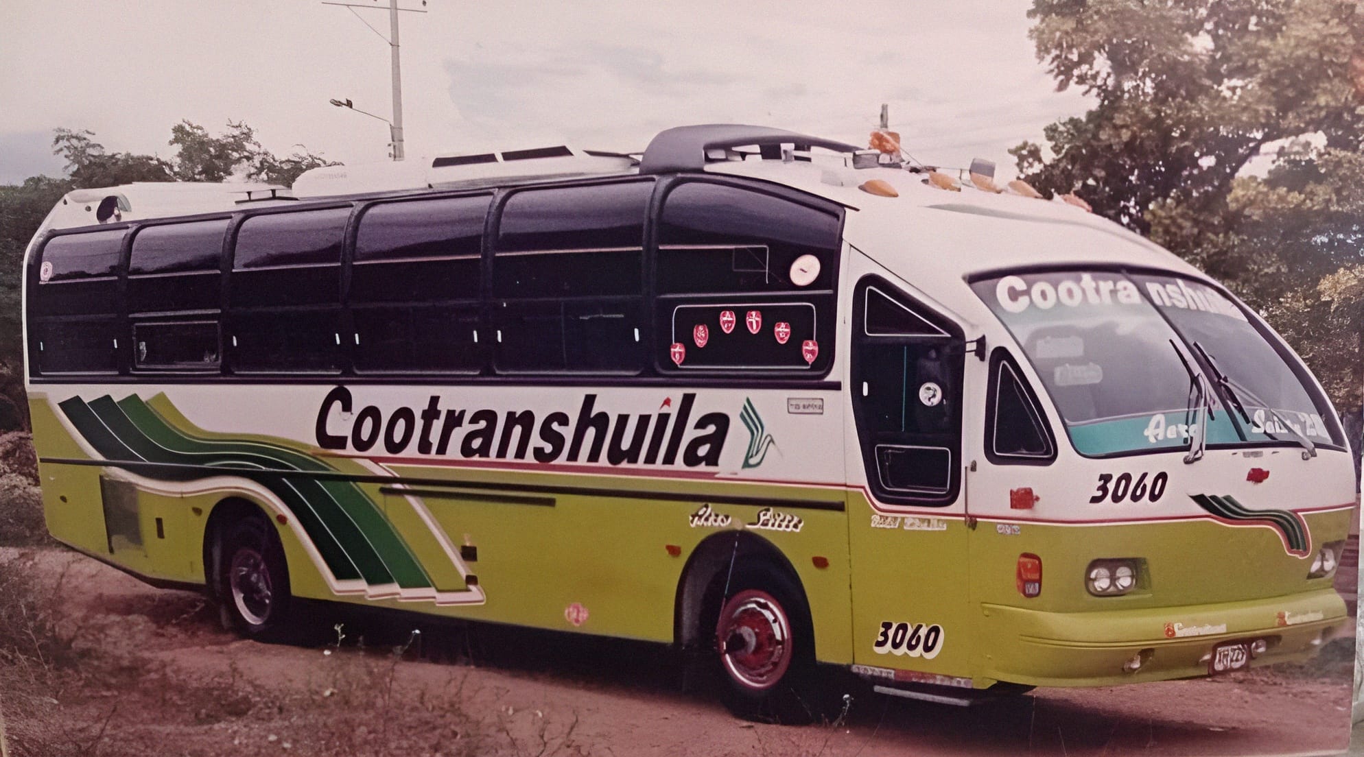 Historia de los Buses Bala de Colombia - Cox 2000 y Cox 2001 de ...